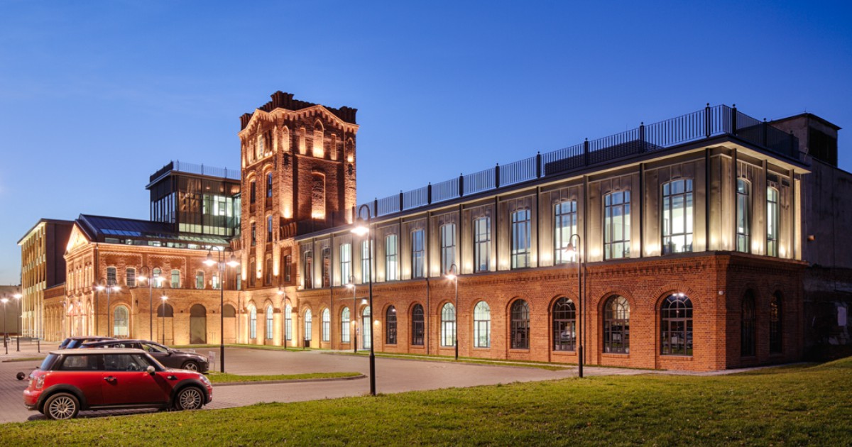 Revitalization of historic buildings vs modern technologies in ...